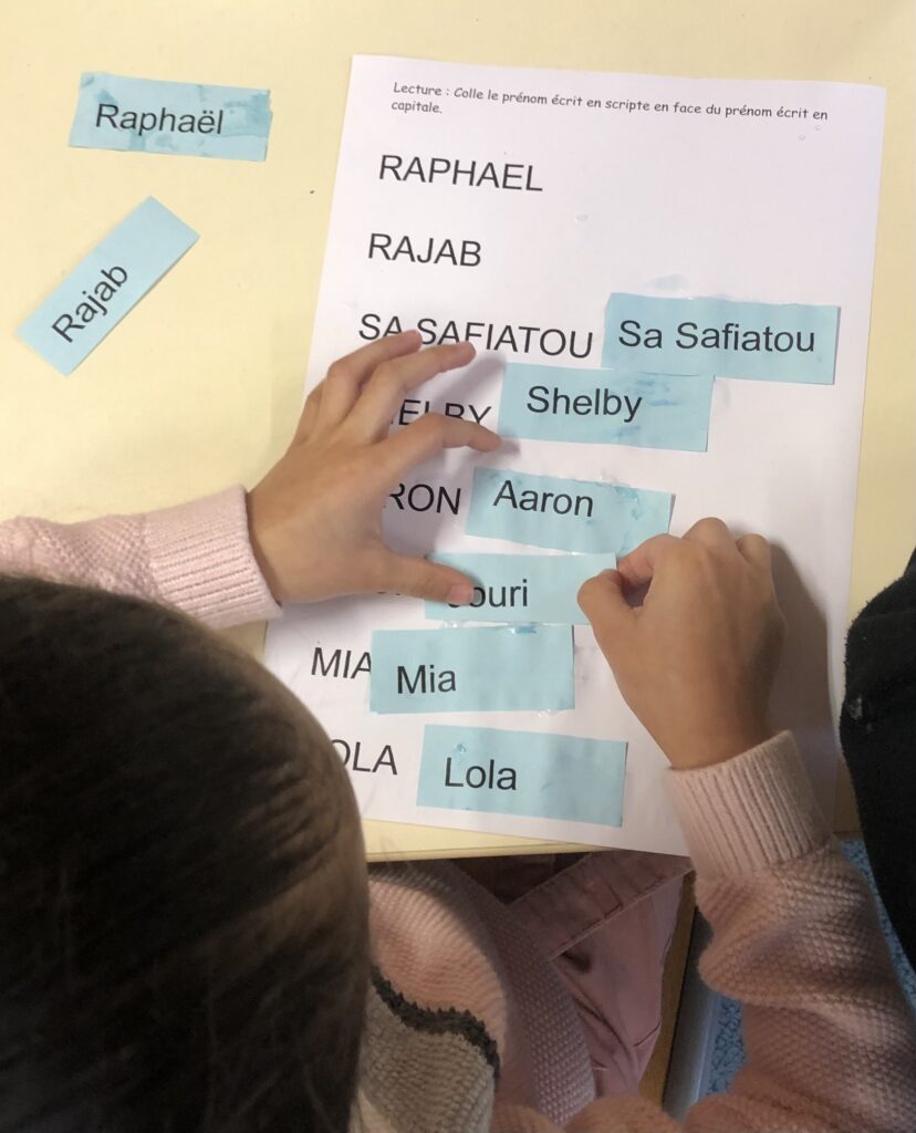 PRÉNOM EN CAPITALE/PRÉNOM EN SCRIPTE (A/a) » Classe PS-MS Géraldine MORO